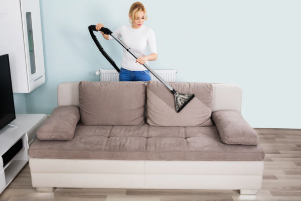 Polster reinigen | saubere Polster mit Natron, Backpulver und Co.